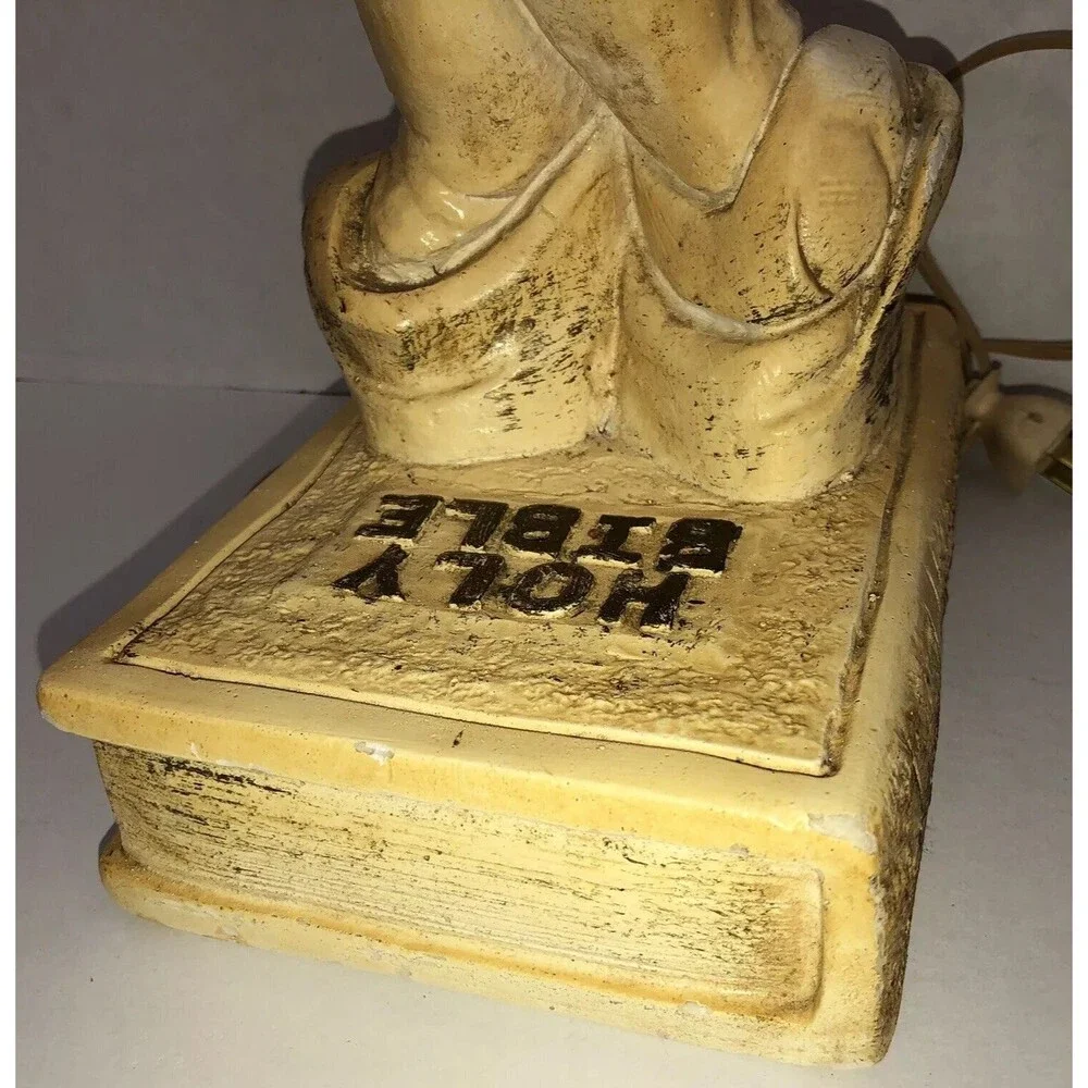 Other | Vintage 8s Holy Bible Praying Hands Ceramic Table Lamp Creative ...